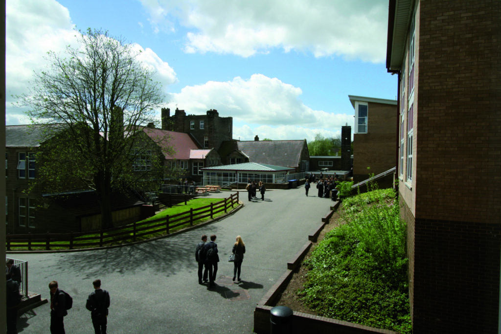 EAST MIDLANDS STATE SECONDARY SCHOOL OF THE YEAR - Queen Elizabeth's ...